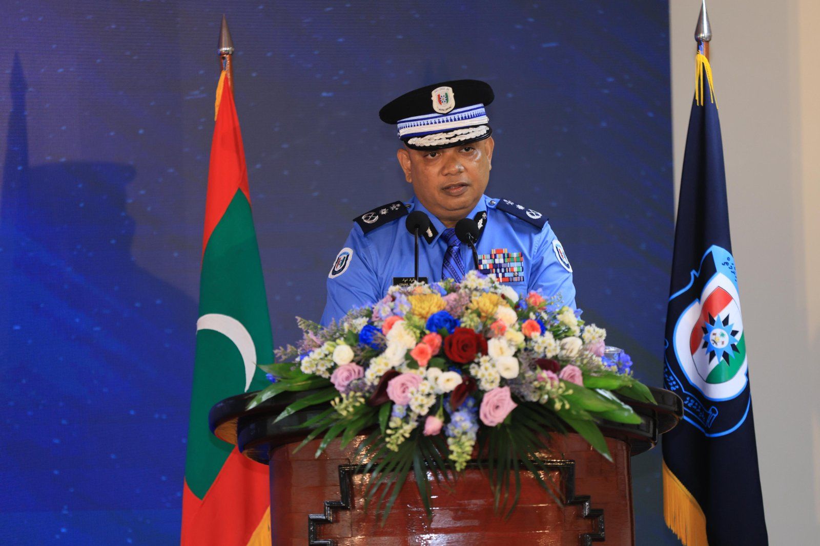 Maldives Police Service | ރައްޔިތަކު ފުލުހުންގެ ކިބައިން އެހީތެރިކަމަށް ...