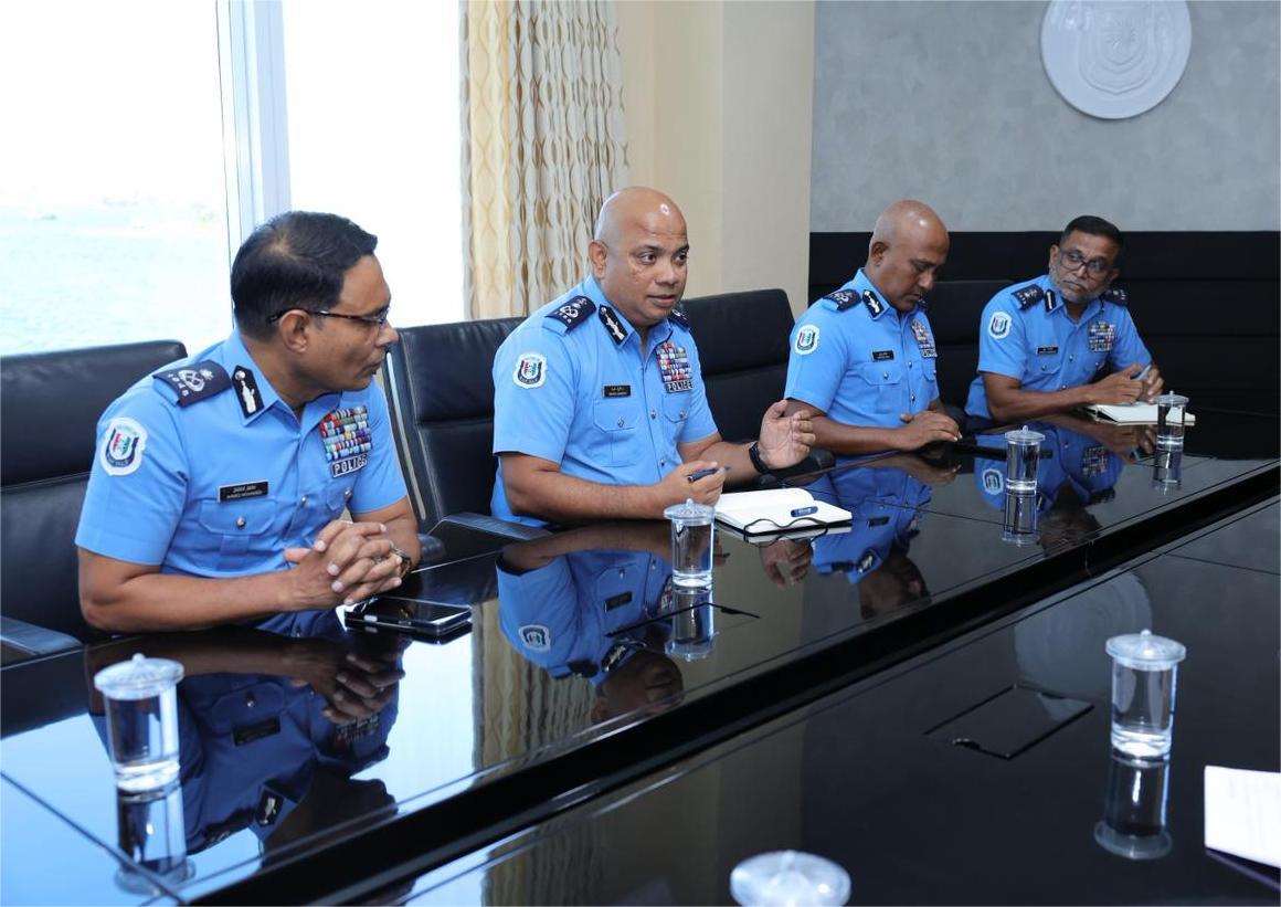 Maldives Police Service | ކޮމިޝަނަރ އޮފް ޕޮލިސް، ނޭޝަނަލް އިންޓެގްރިޓީ ...